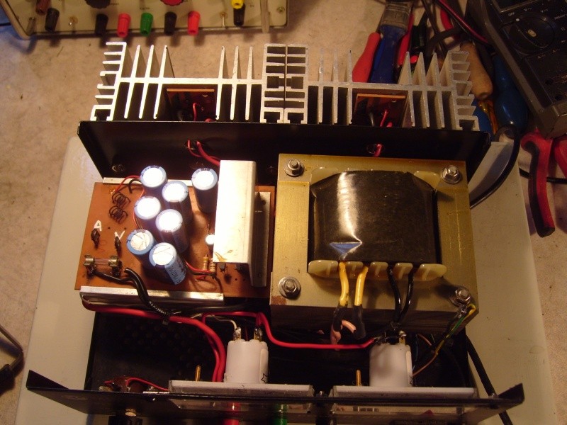 Zetagi PSU model 1220 S (Inside view)